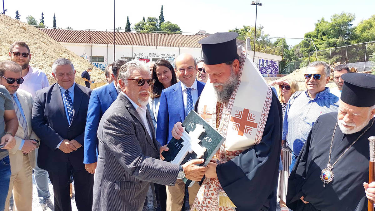 Μητρόπολη: Αγιασμός και κατάθεση θεμελίου λίθου στο νέο Βρεφονηπιακό ...