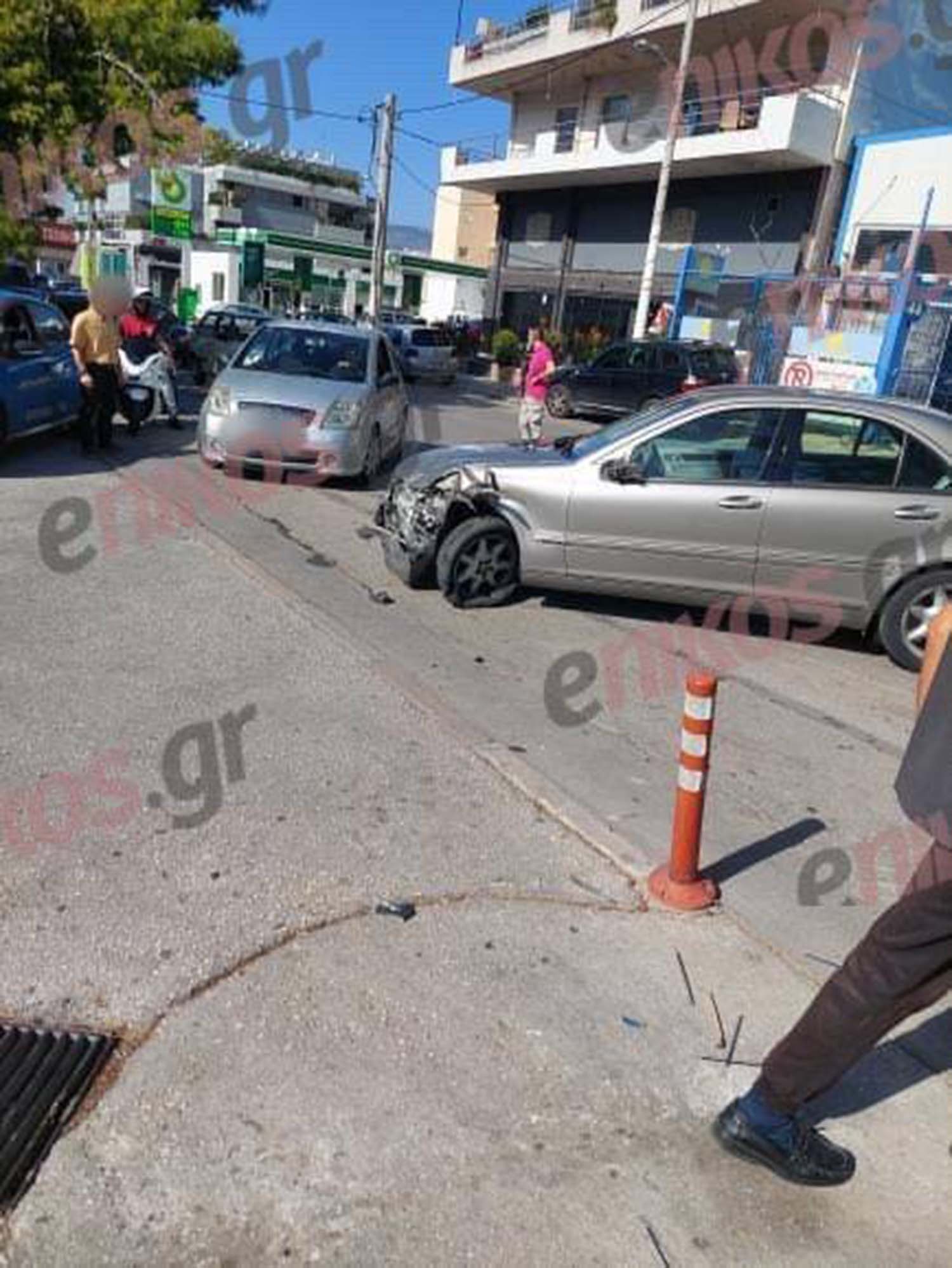 Οδός Ιφιγενείας: Σοκαριστικό τροχαίο με θύμα 23χρονο - Στα τρία κόπηκε ...