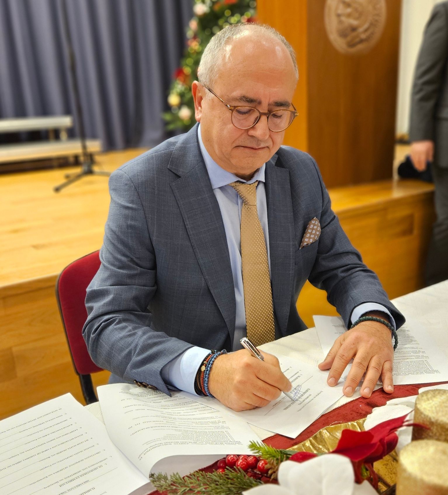 Ηράκλειο Αττικής – Ορκίστηκε Δήμαρχος και νέο Δημοτικό Συμβούλιο ...